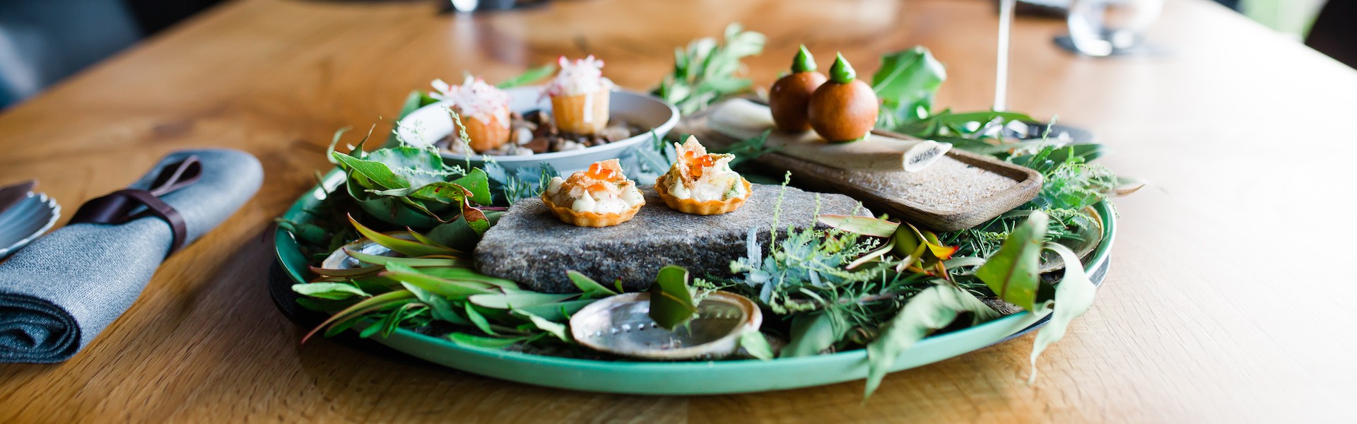 Ten Minutes by Tractor - Restaurant